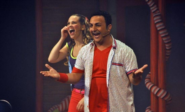 Topa y Muni llenaron dos veces el Teatro | Infoeme