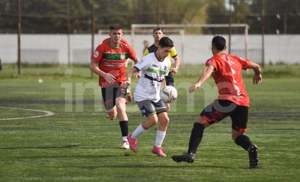 Torneo Oficial: tres triunfos, dos goleadas, un empate y un pendiente ... Torneo Oficial: tres triunfos, dos goleadas, un empate y un pendiente ...